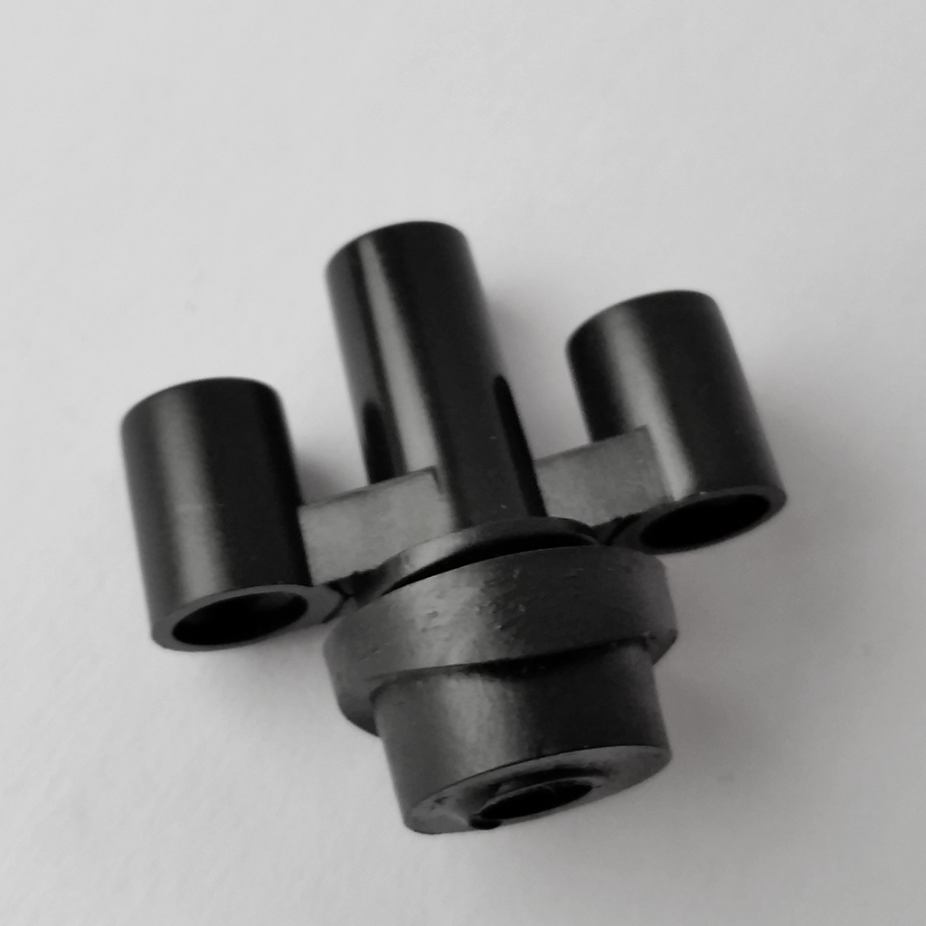 Dan butterfly adapter 3/8" threaded x male (50/pk) | Groupe horticole ...